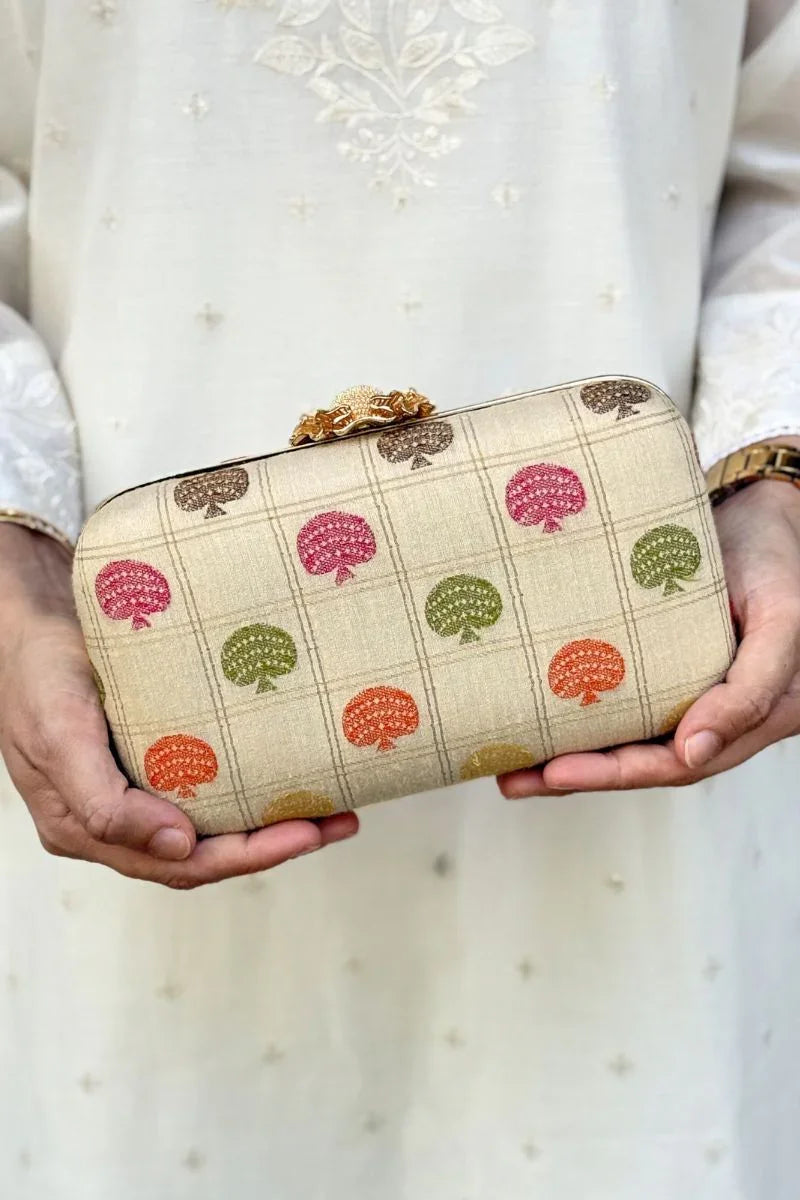 Buy AMYRA Maathule Silk Clutch - Off-white online - The AMYRA Store